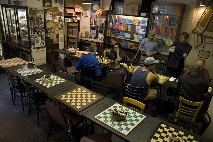 EmailMe Form - Order Form: Chess Store in a Box